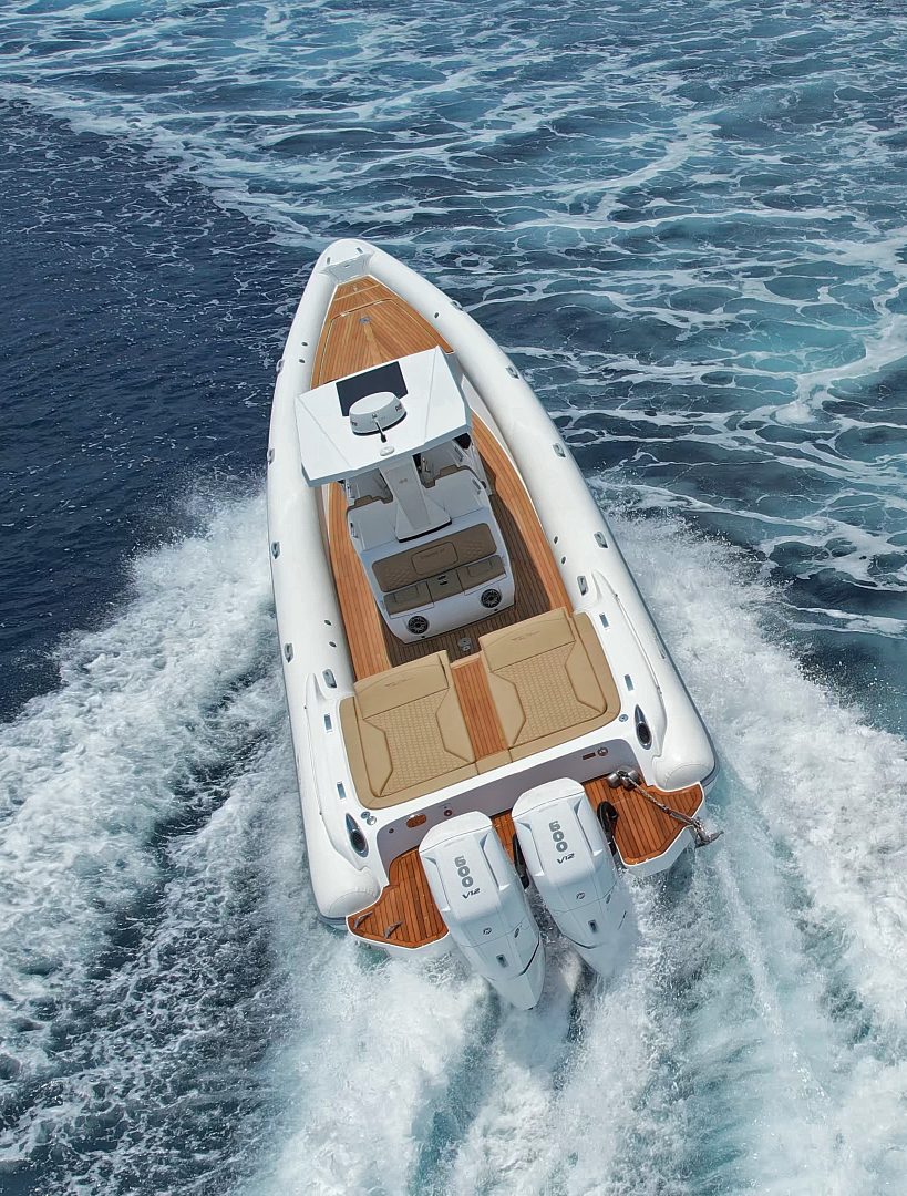 Venom 44 Open Outboard – Ribco